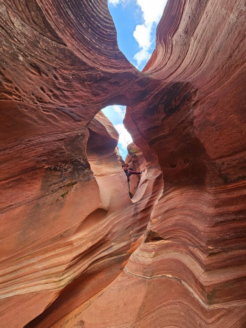 North Coyote Buttes (AKA the Wave), Arizona – Girl on a rope