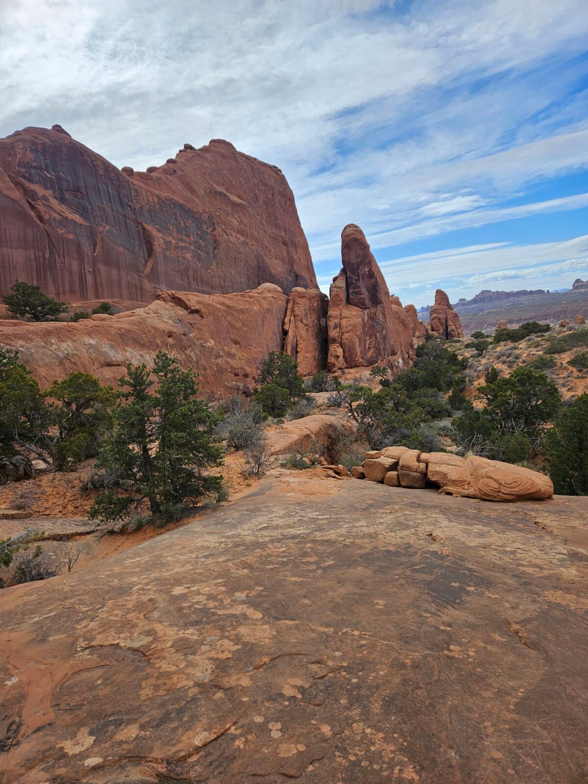 Krill and Lomatium Canyons, Arches NP, Utah – Girl on a rope