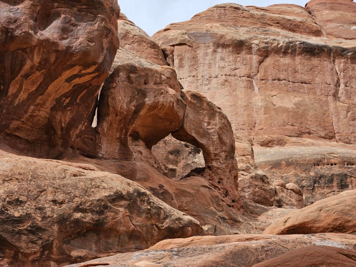 Krill and Lomatium Canyons, Arches NP, Utah – Girl on a rope