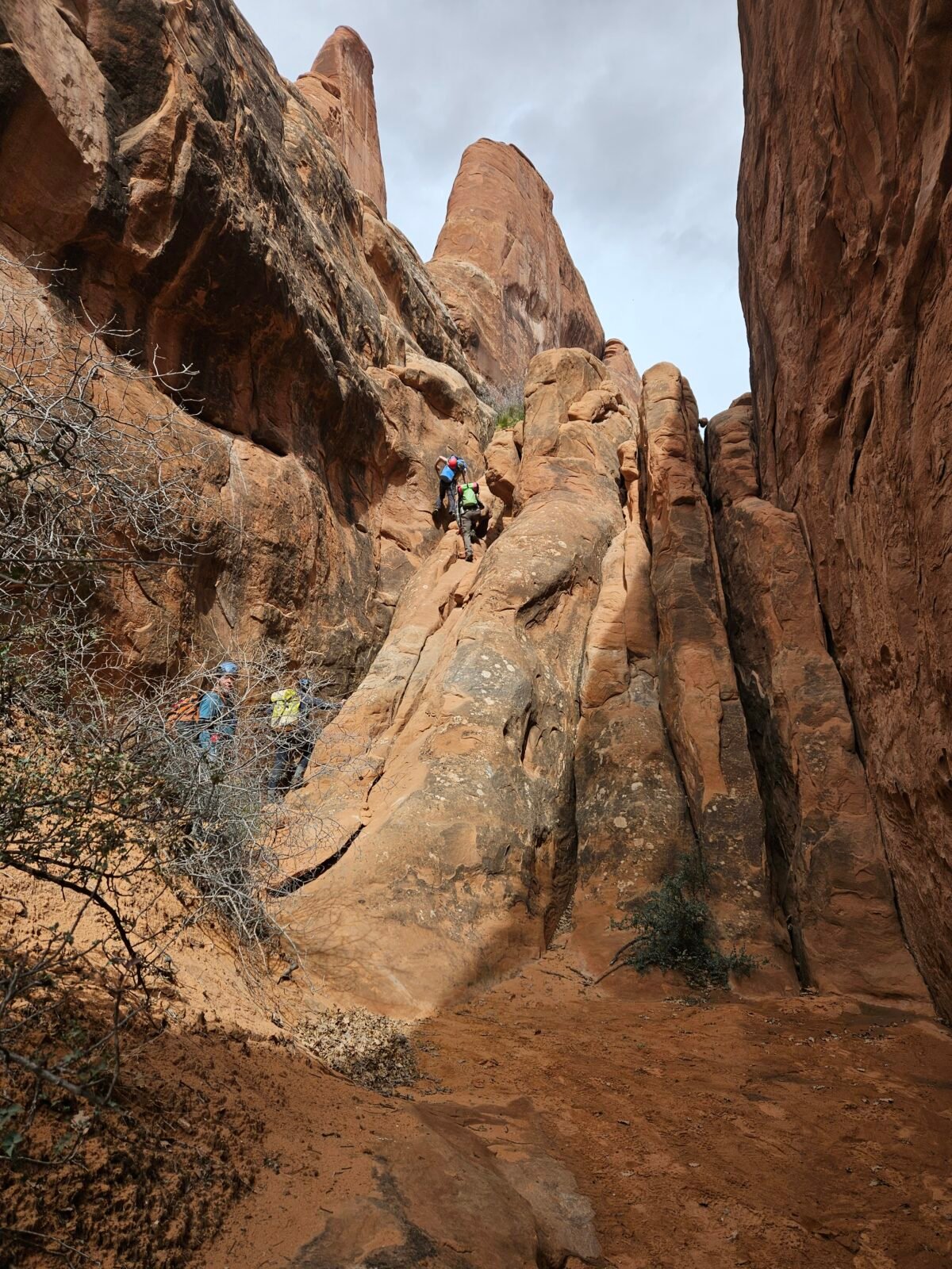 Krill and Lomatium Canyons, Arches NP, Utah – Girl on a rope